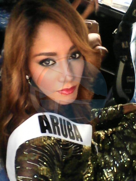 NoticiaCla - MISS UNIVERSE DIARY: Miss Aruba reports from Miami