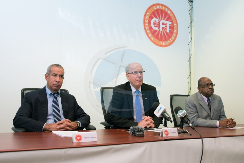 NoticiaCla - Oduber: CFT no a pidi pa adaptacion den presupuesto 2015!