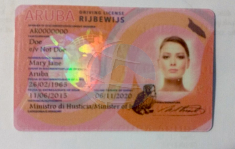 NoticiaCla - Muller: No tin scarsedad di material pa traha rijbewijs na ...