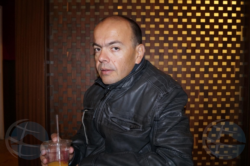 NoticiaCla - Journalist ‘Speed’ Andrade ontslagen na persconferentie