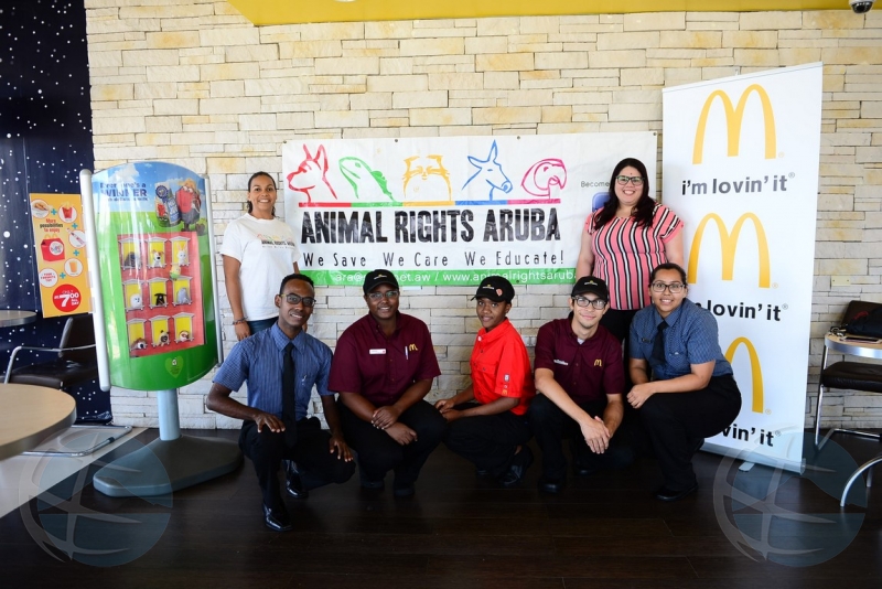 NoticiaCla - McDonald’s y Animal Rights Aruba ta promove Happy Meal cu ...