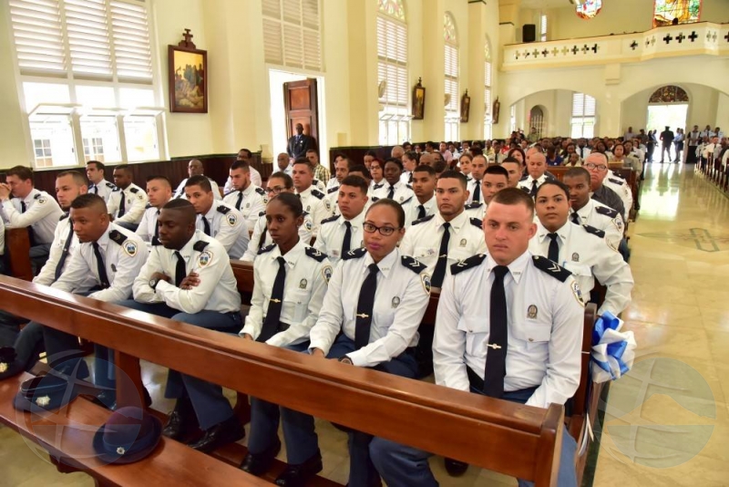 NoticiaCla - Cuerpo di polis di Aruba a celebra 30 aña di existencia