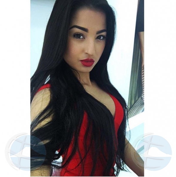 NoticiaCla - Ex miss Corsou Eline de Pool laga den libertad