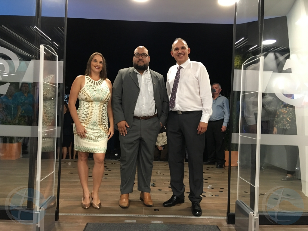 NoticiaCla - SETAR a re-inaugura su teleshop moderno na Irausquinplein