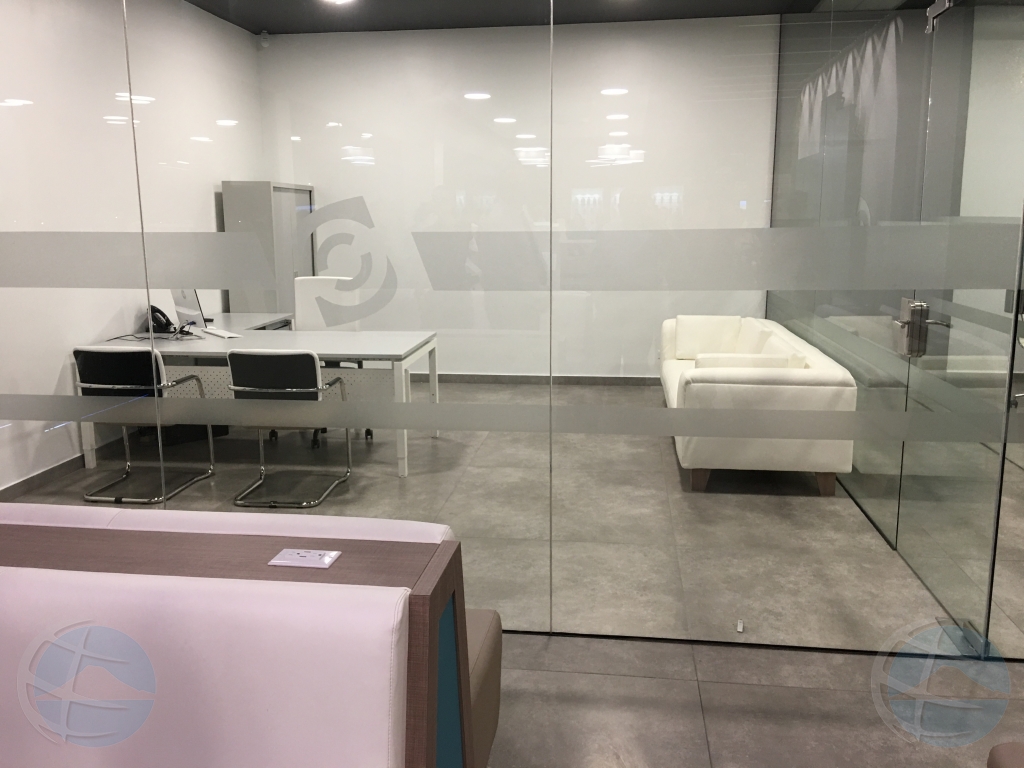 NoticiaCla - SETAR a re-inaugura su teleshop moderno na Irausquinplein