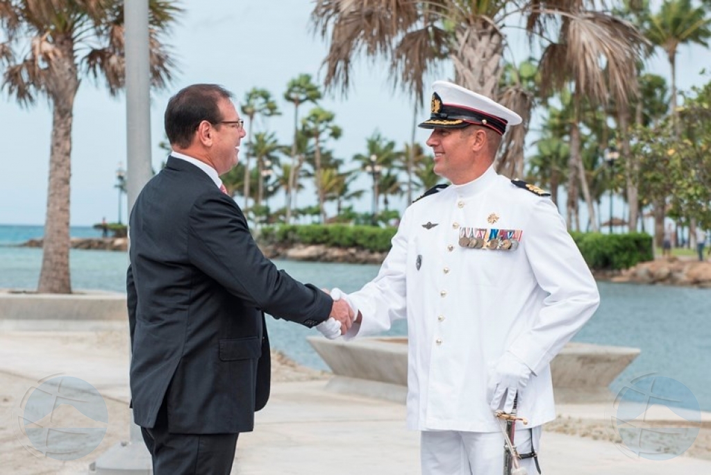 NoticiaCla - Gobernador Boekhoudt a presencia saludo ceremonial pa ...