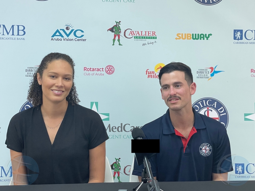 NoticiaCla - Botica di Servicio a otorga check grandi na Fundacion ...