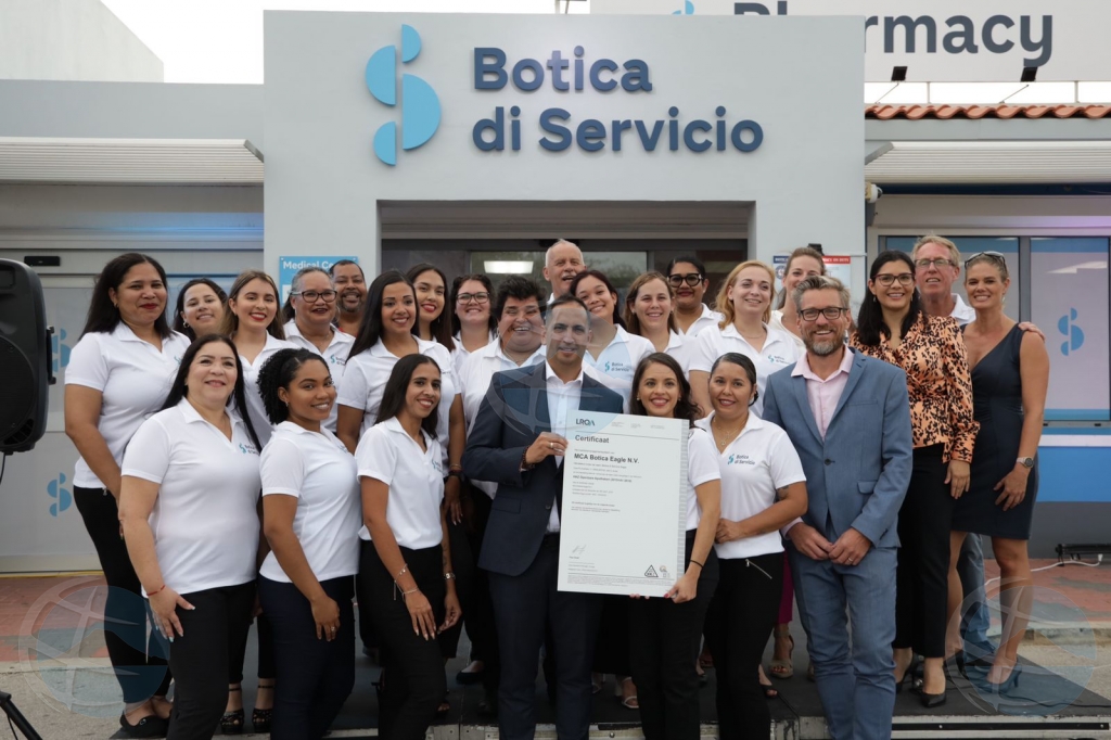 NoticiaCla - Botica di Servicio Eagle ta e prome botica na Aruba cu ta ...