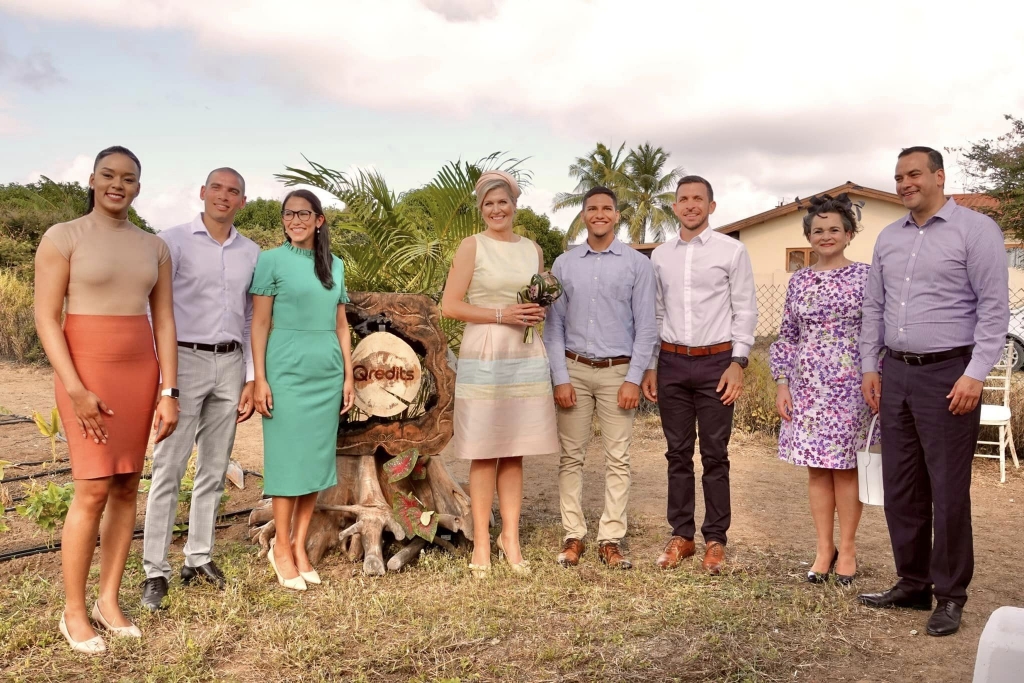 NoticiaCla - Reina Maxima a bishita cunuku di berdura di famia Koolman