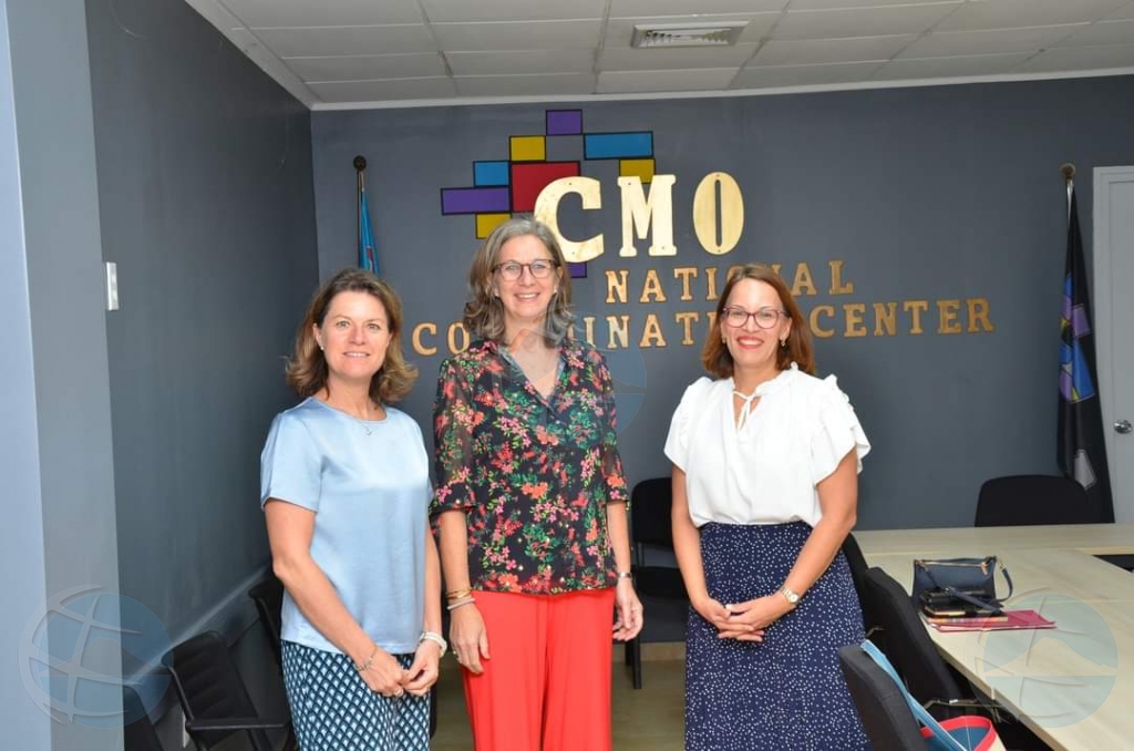 NoticiaCla - Embahadora di Reino Hulandes na Merca a informa su mes riba trabou di CMO na Aruba