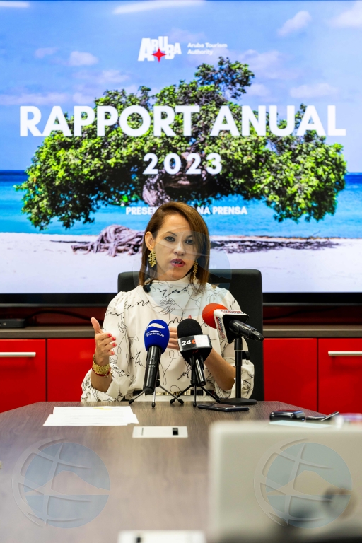 NoticiaCla - Ronella Croes: Na aña 2023 turismo di Aruba a marca historia