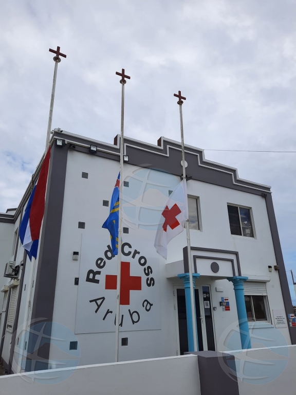 NoticiaCla - Bandera di Cruz Cora na Aruba ta halfstok hunto cu resto ...