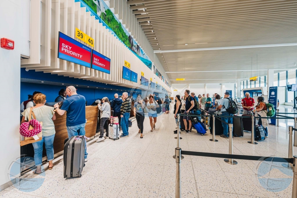 NoticiaCla - Dos aeroliña mericano ainda no por usa e terminal nobo na ...